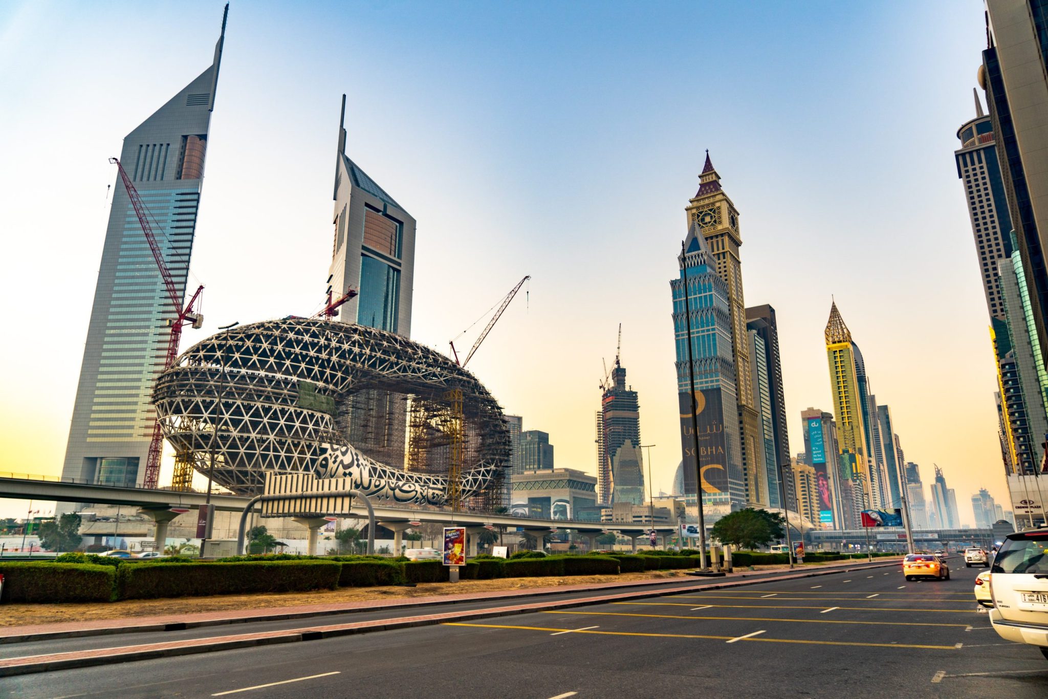 14 Insanely Cool Cities like New York 2024 (From A Travel Expert)