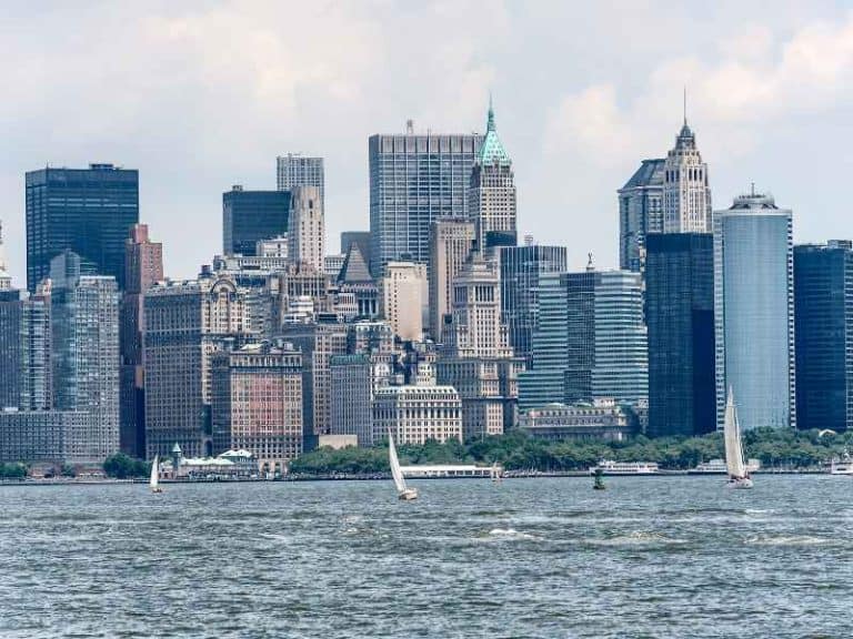 Where to Stay Outside of New York City: 8 Best Neighbourhoods